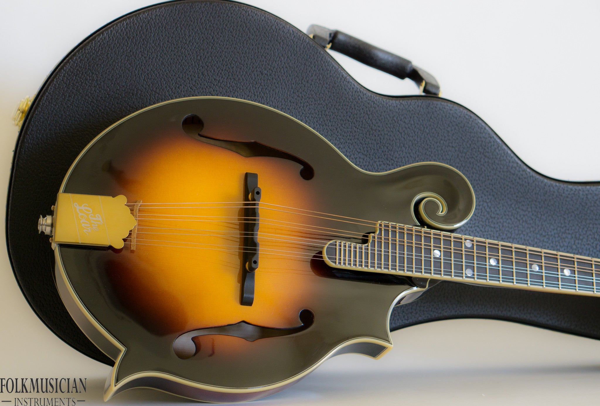 The Loar LM-700 Mandolin Performer - Folkmusician
